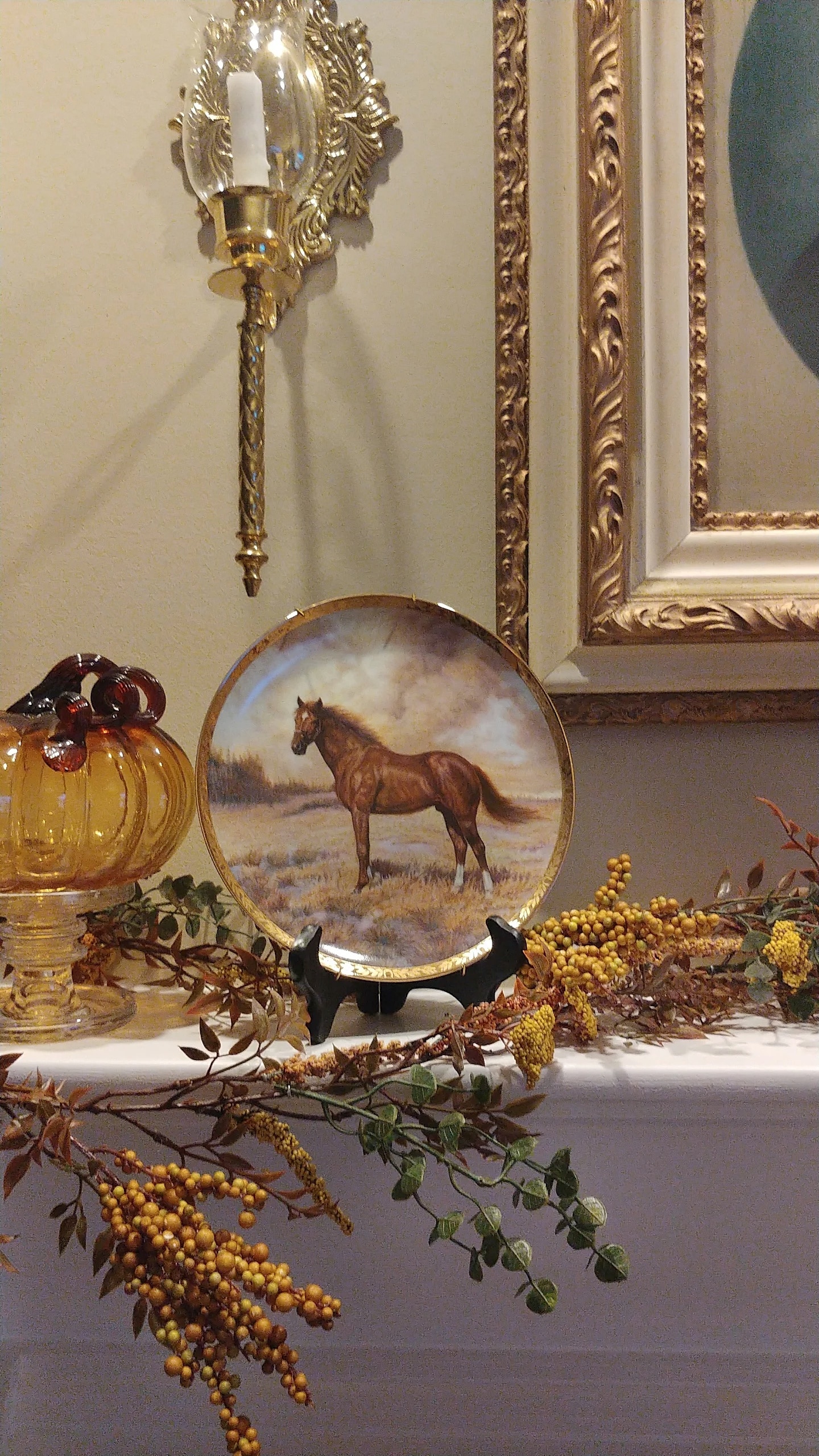 How to Decorate Your Mantle for Fall