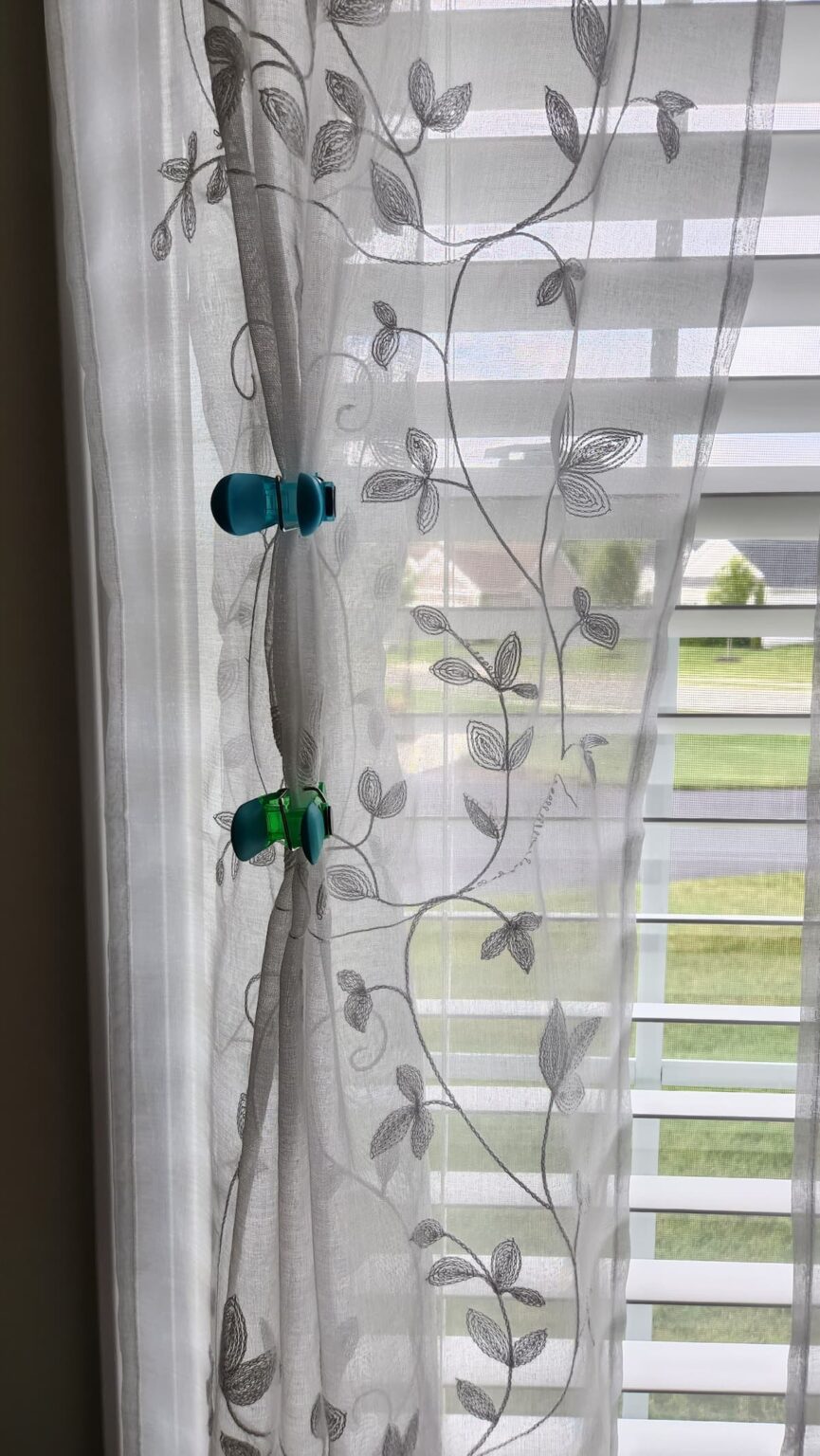 19 Tips for How to Clean Sheer Curtains Easily at Home - Hen and Horse ...